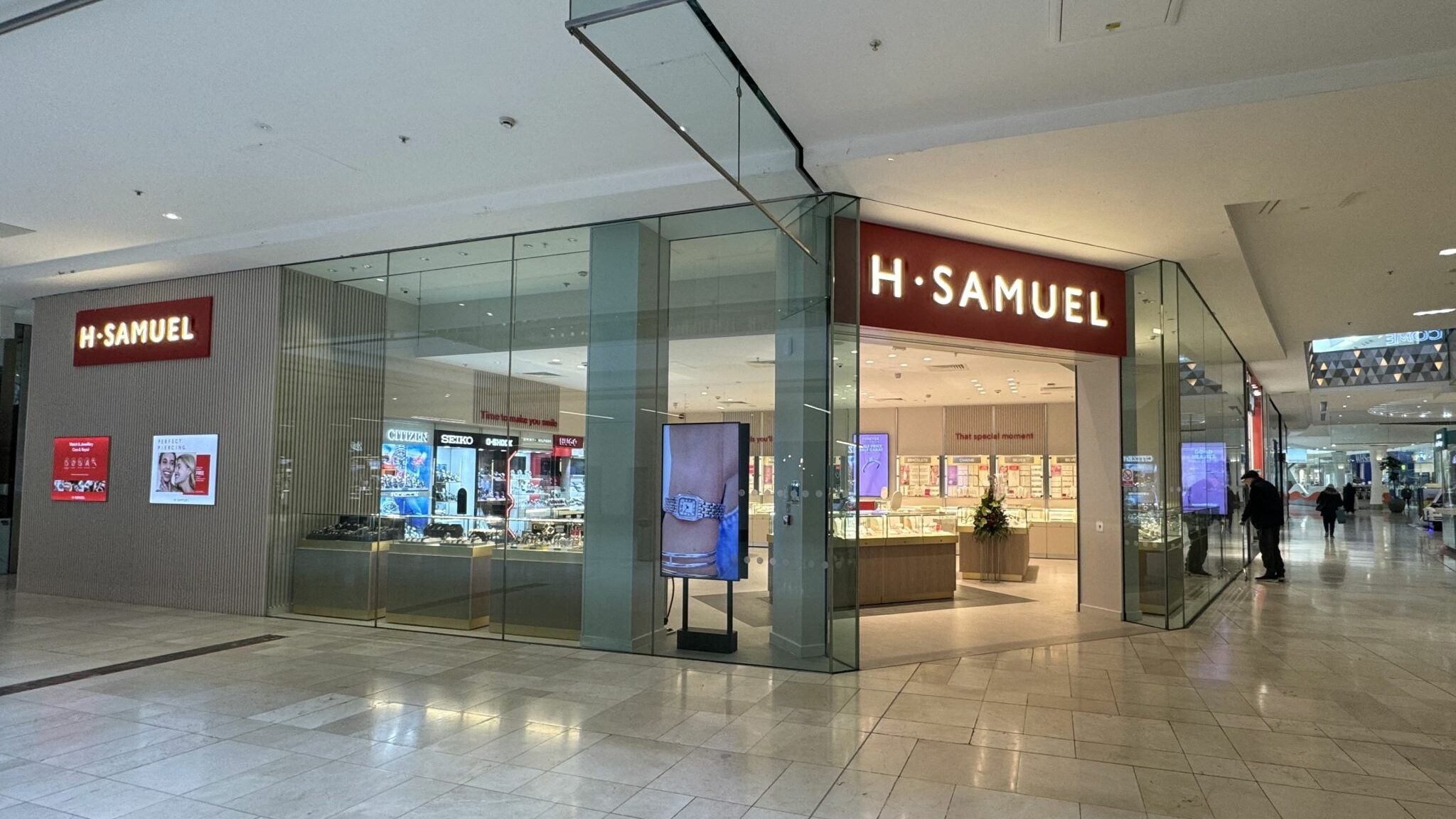 H. Samuel’s Brand-New Store is Now Open at Derbion! - Derbion